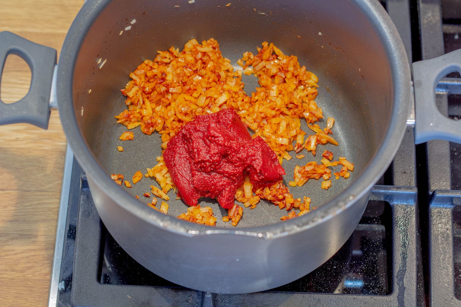 Gullash opskrift - den lækreste klassiske ungarske simreret