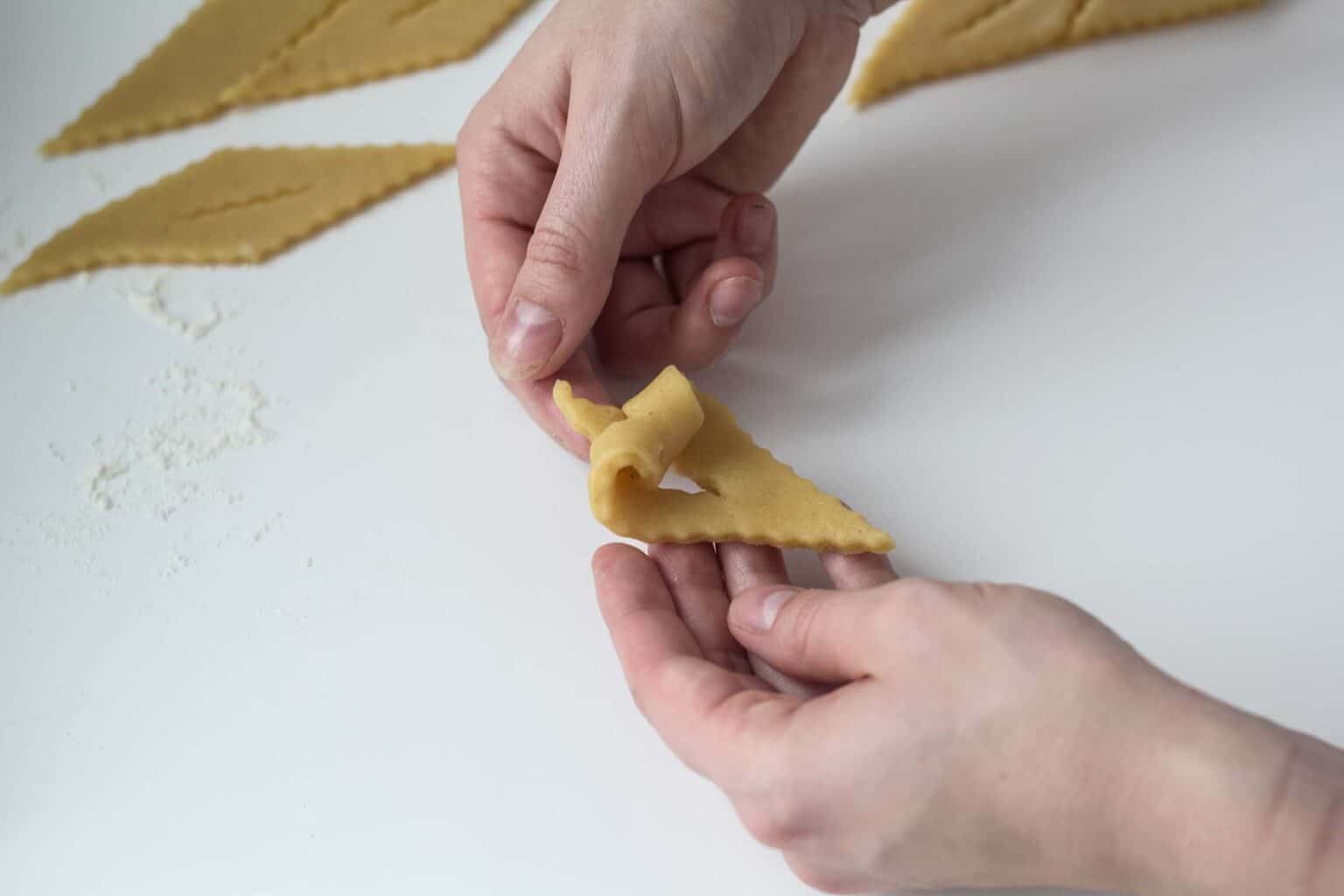 Klejner | Opskrift på gammeldags sprøde og lækre klejner