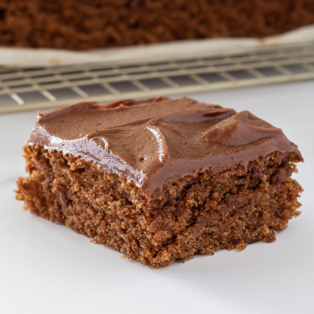 Kage - masser af opskrifter på lækre og søde kager