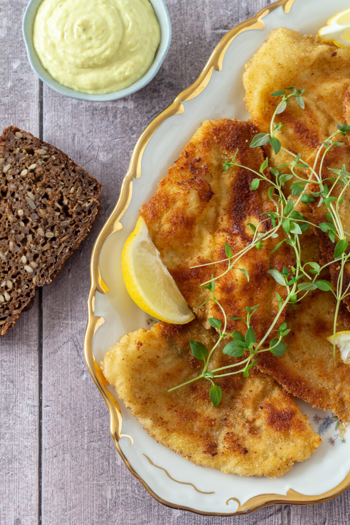 Fiskefilet- Opskrift på sprøde panerede rødspættefileter