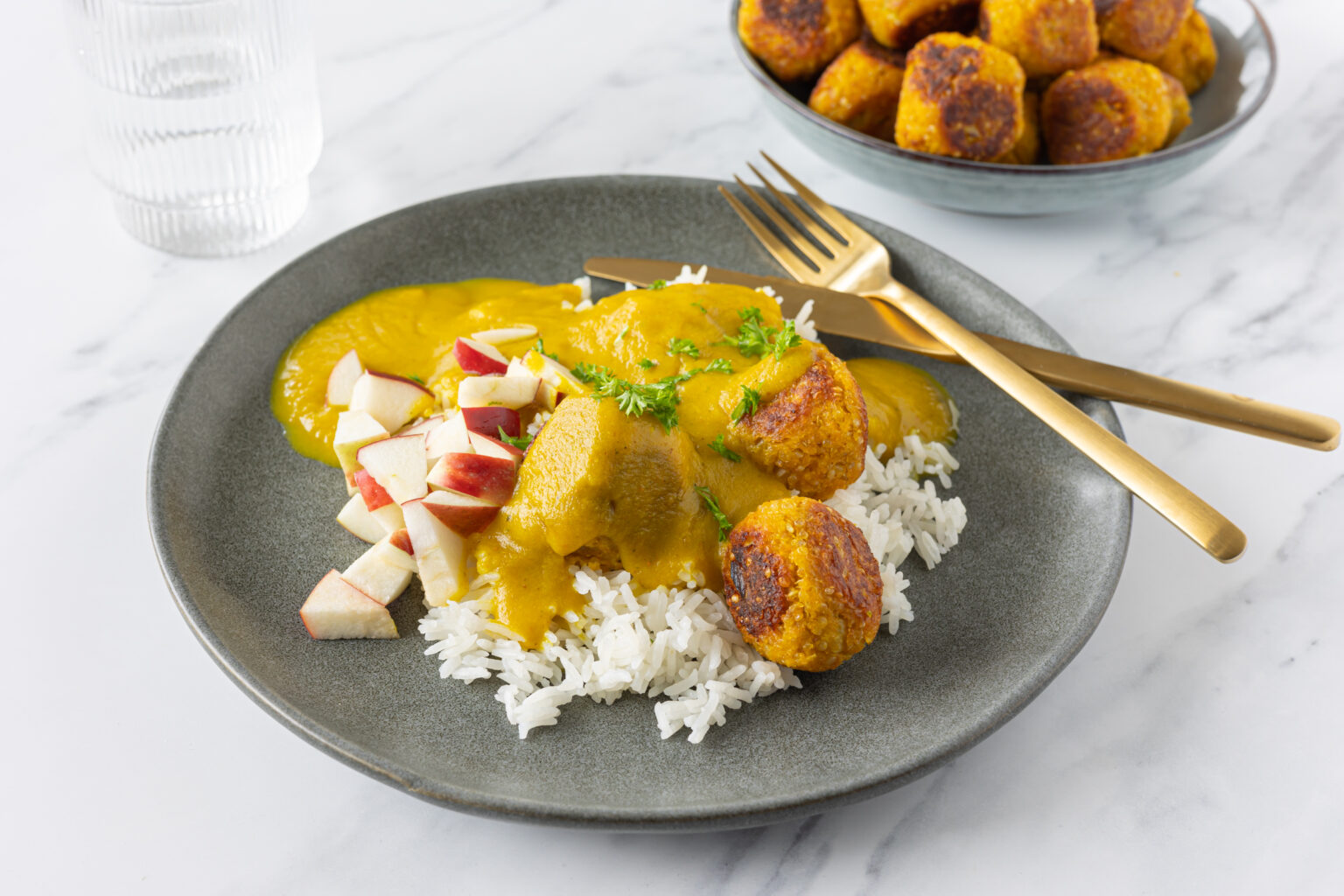 Vegetariske boller i karry - Boller i karry uden kød